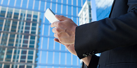 2017 Infinite Convergence Mobile Messaging for Financial Institutions ...